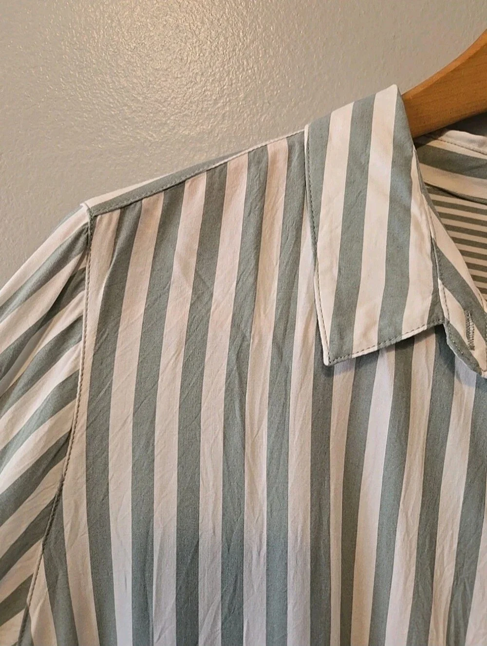 Jane and Delancey | Tops | Jane And Delancey Womens Striped Bloyse ...